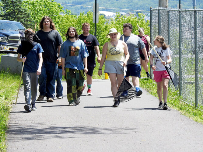 Altoona Area High School students turn out for Toona Tune-up | News ...